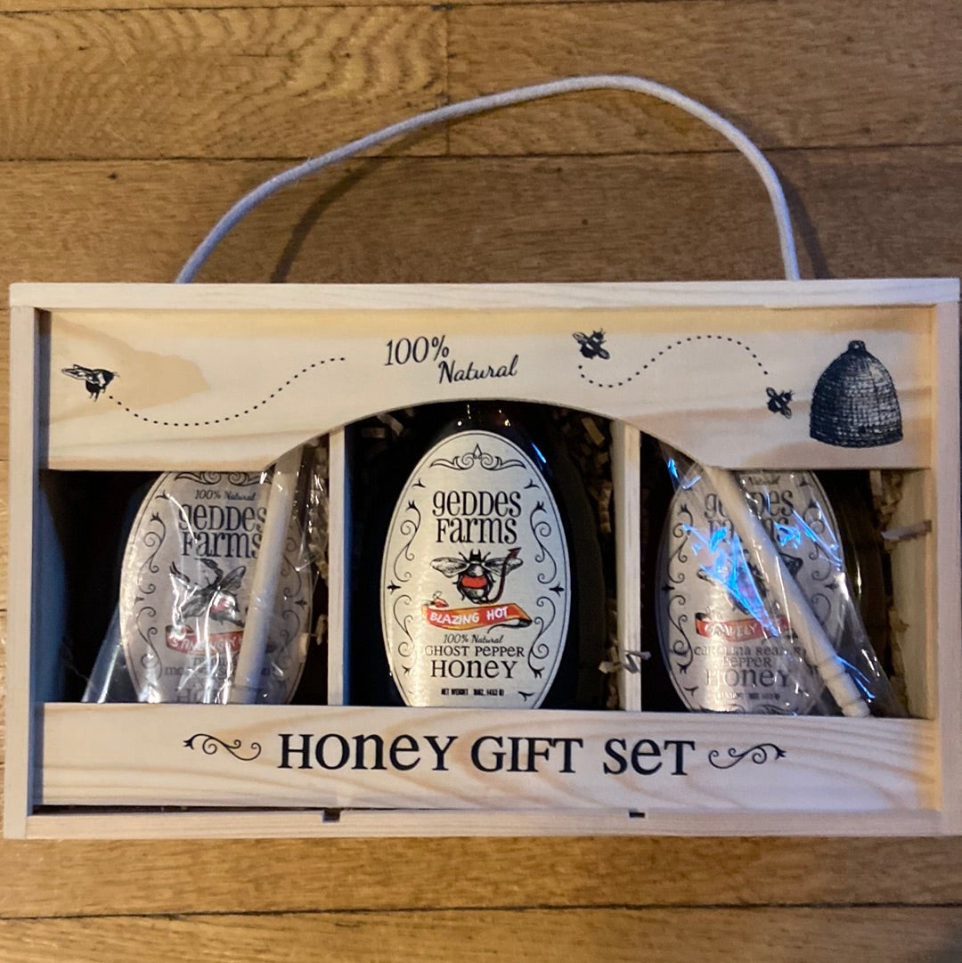 3 Jar Honey Gift Set with Wooden Crate and Honey Dippers – Denim and ...